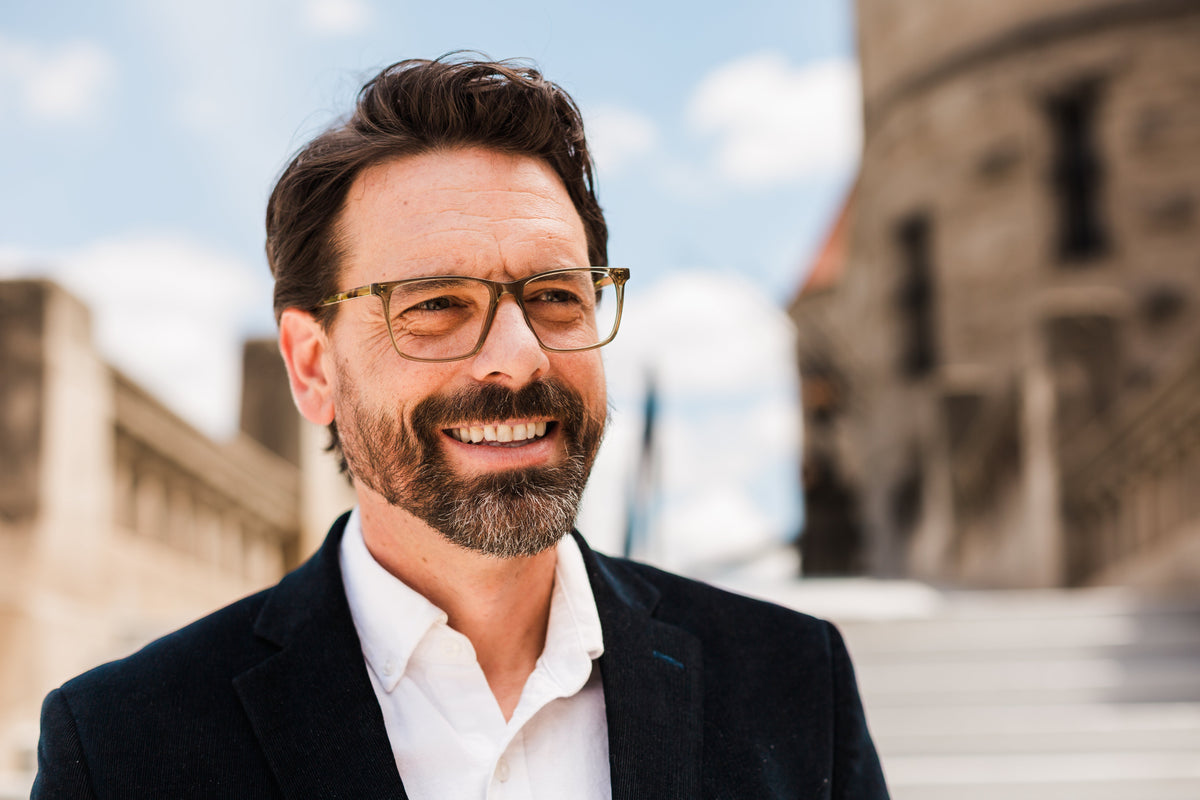 Fresh frames in our Special Reserve Collection – Erker's 1879